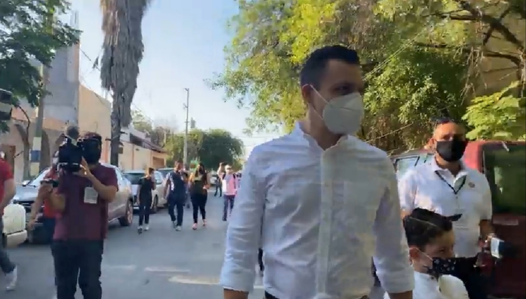 Llega Luis Donaldo Colosio a votar - Círculo Informativo